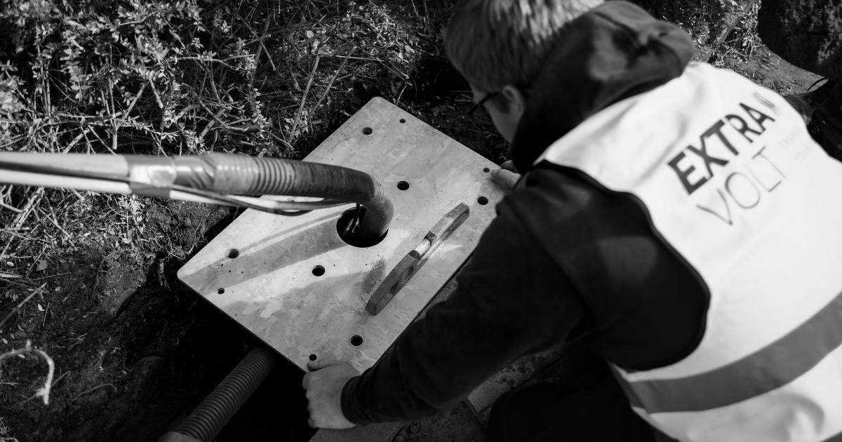 Contact | Extra Volt